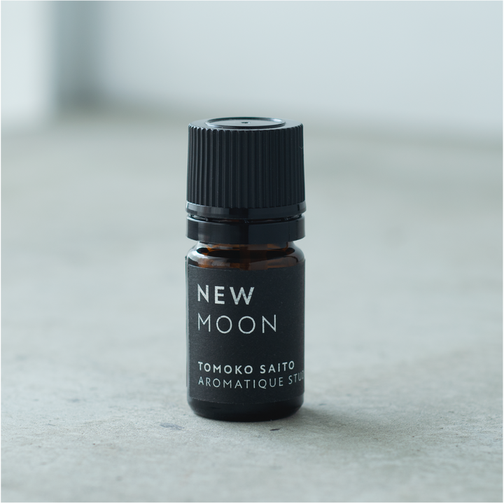 MOON – TOMOKO SAITO AROMATIQUE STUDIO