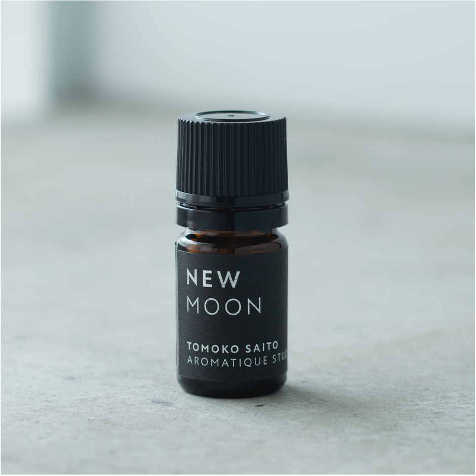 MOON – TOMOKO SAITO AROMATIQUE STUDIO